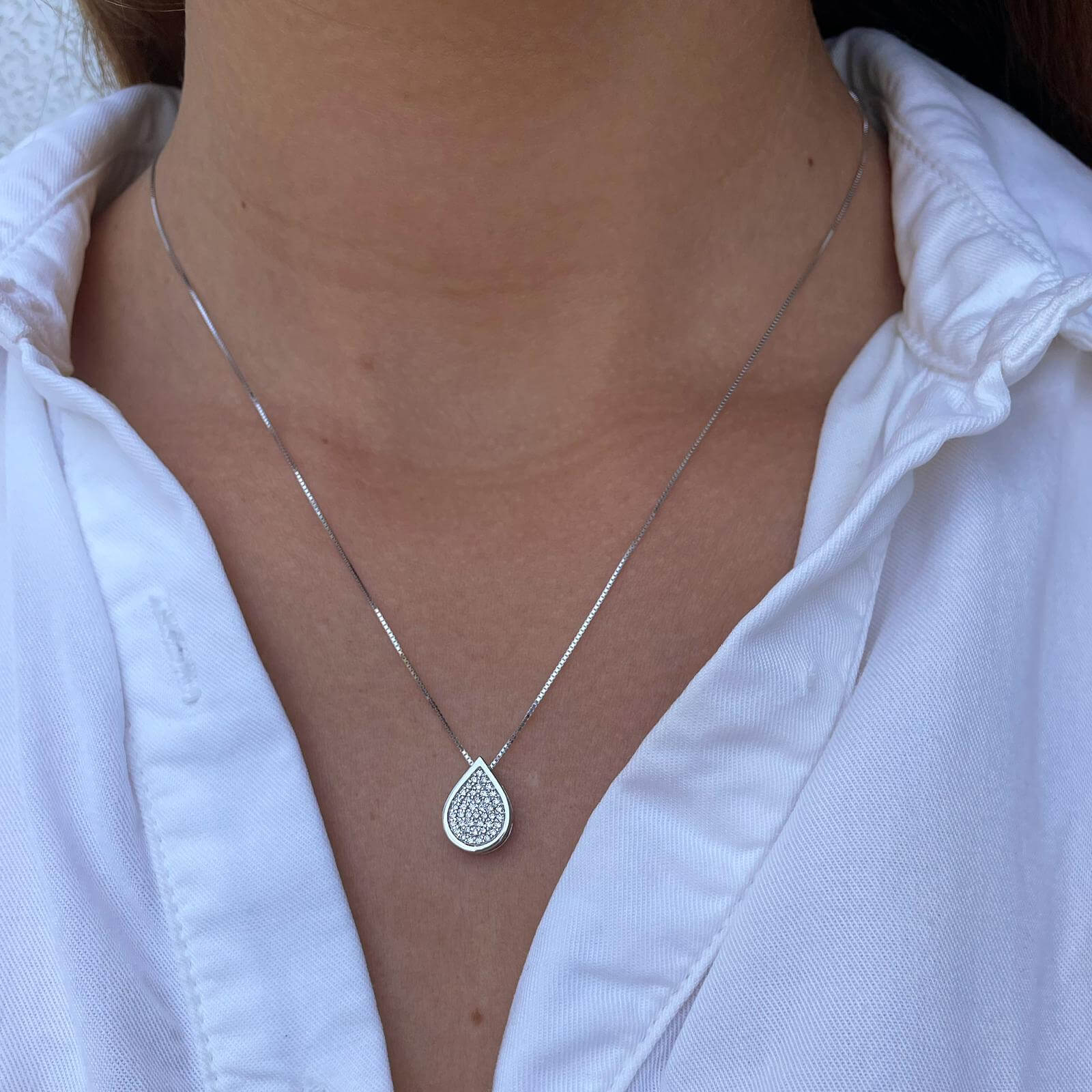 Drop Shape Diamond Pendant With Frame - DIAMOND HOUSE